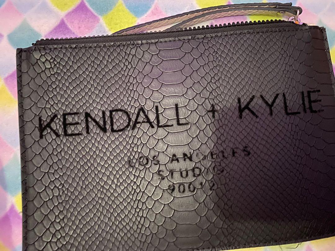 Kendall + Kylie Sling and Clutch Set, Women's Fashion, Bags & Wallets ...