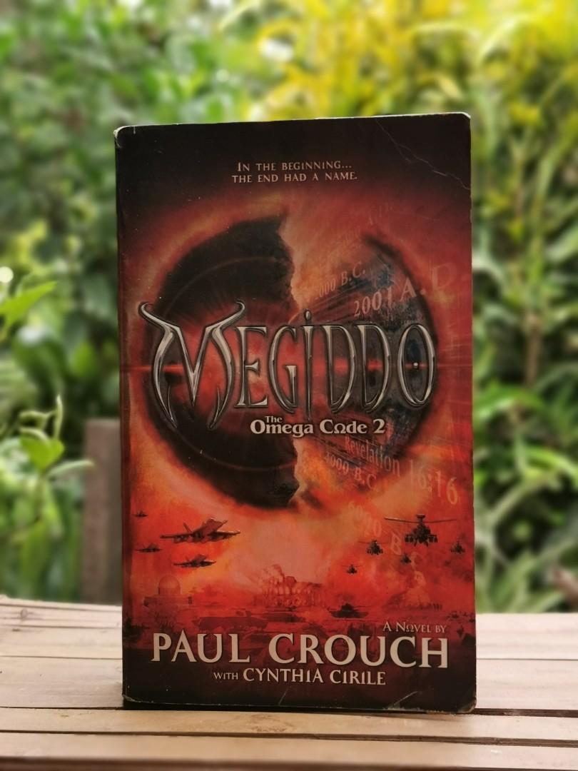 Megiddo (The Omega Code 2), Hobbies & Toys, Books & Magazines, Fiction ...