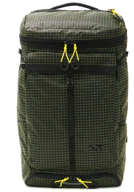 Oakley Essential Box Pack L 4.0 Backpack 32L, Men's Fashion, Bags ...