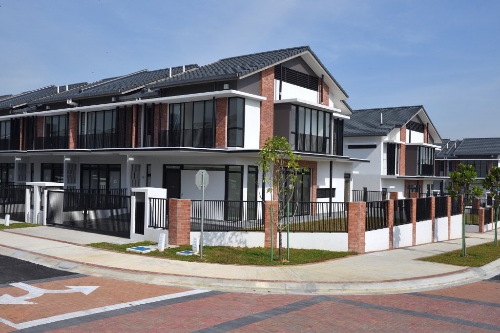 [READY CORNER] Double Storey Double Storey Double Storey Double Storey ...
