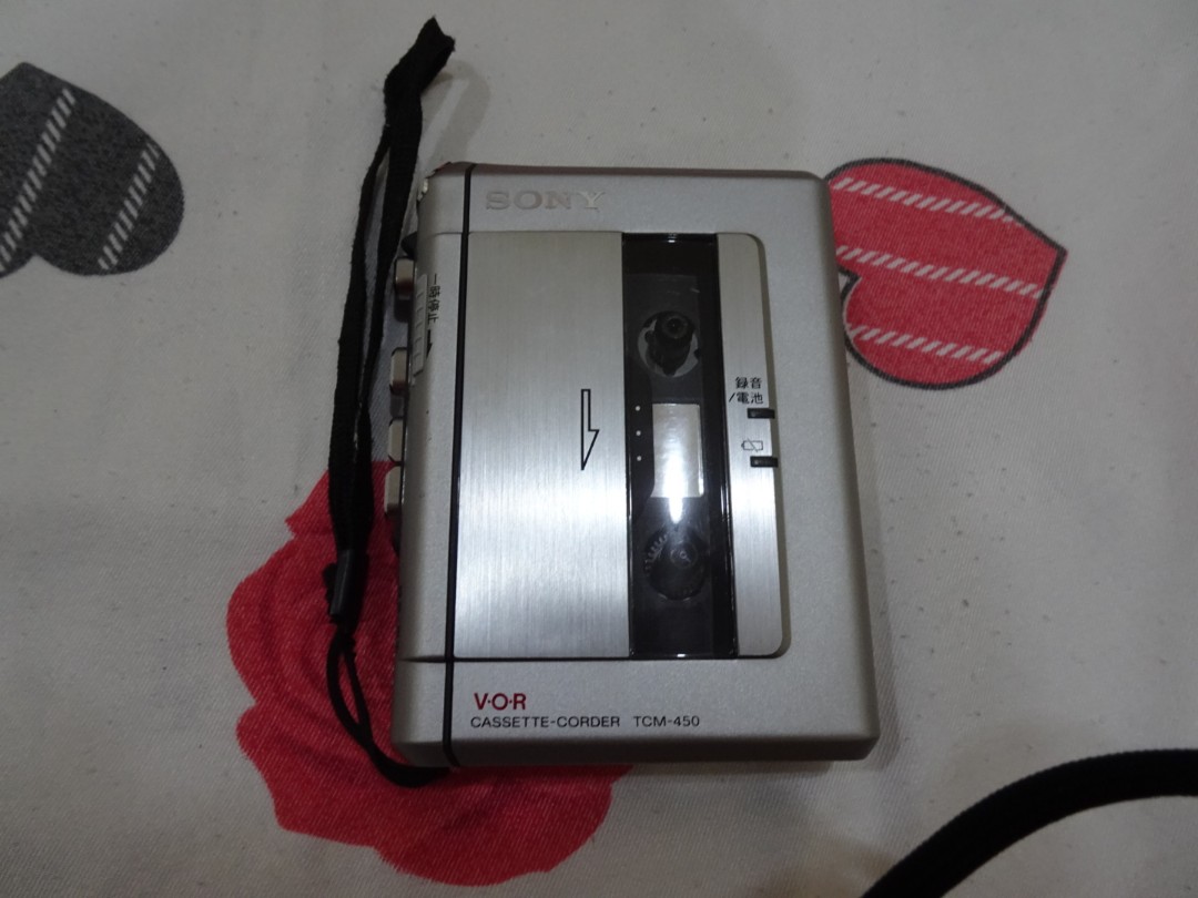 Sony TCM-450 Cassette Player, Audio, Portable Music Players on Carousell
