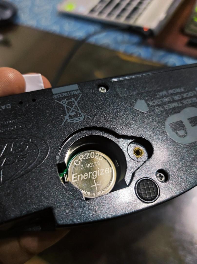 Rubik's Cube Timer & Mat, Hobbies & Toys, Toys & Games on Carousell