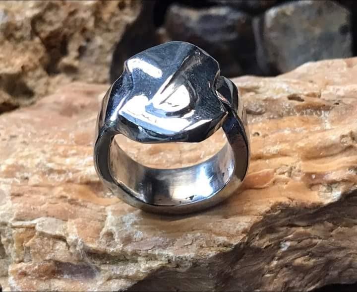 Tulang mawas besi full ring (Lam Alif) capal (for sharing), Everything ...