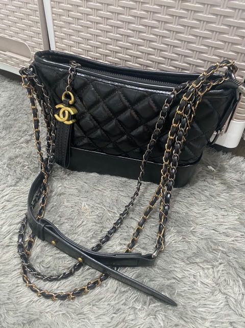Chanel Gabrielle, Barang Mewah, Tas & Dompet di Carousell