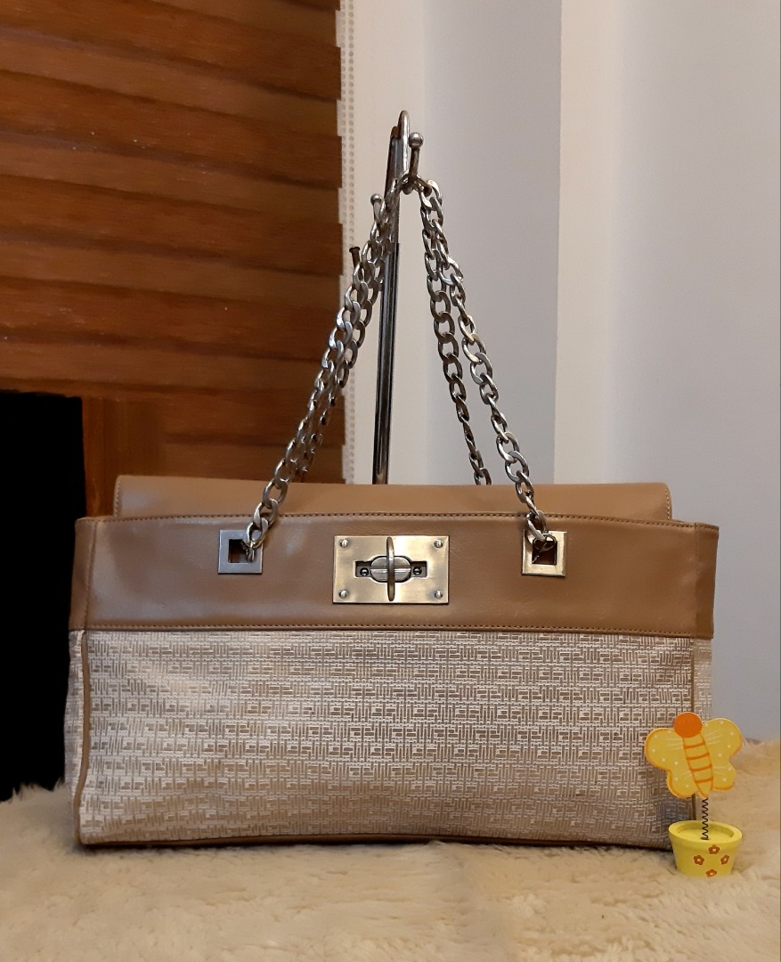 Flair, Women's Fashion, Bags & Wallets, Shoulder Bags on Carousell