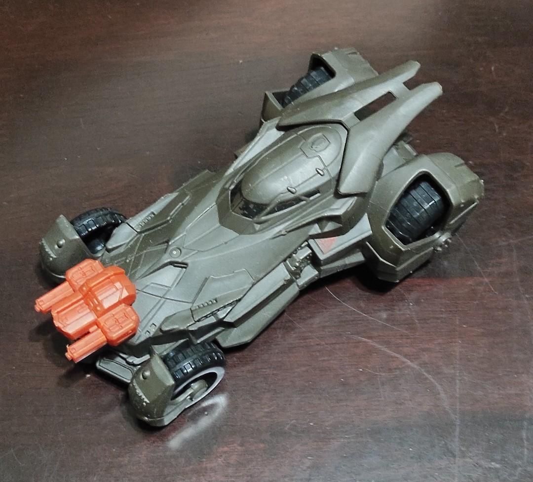 Mattel DC Comics Batman V Superman Speed Strike Pull Back Batmobile ...