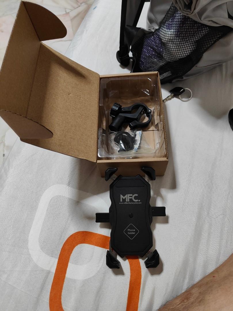 MFC Flash Phone Holder, Mobile Phones & Gadgets, Other Gadgets on Carousell