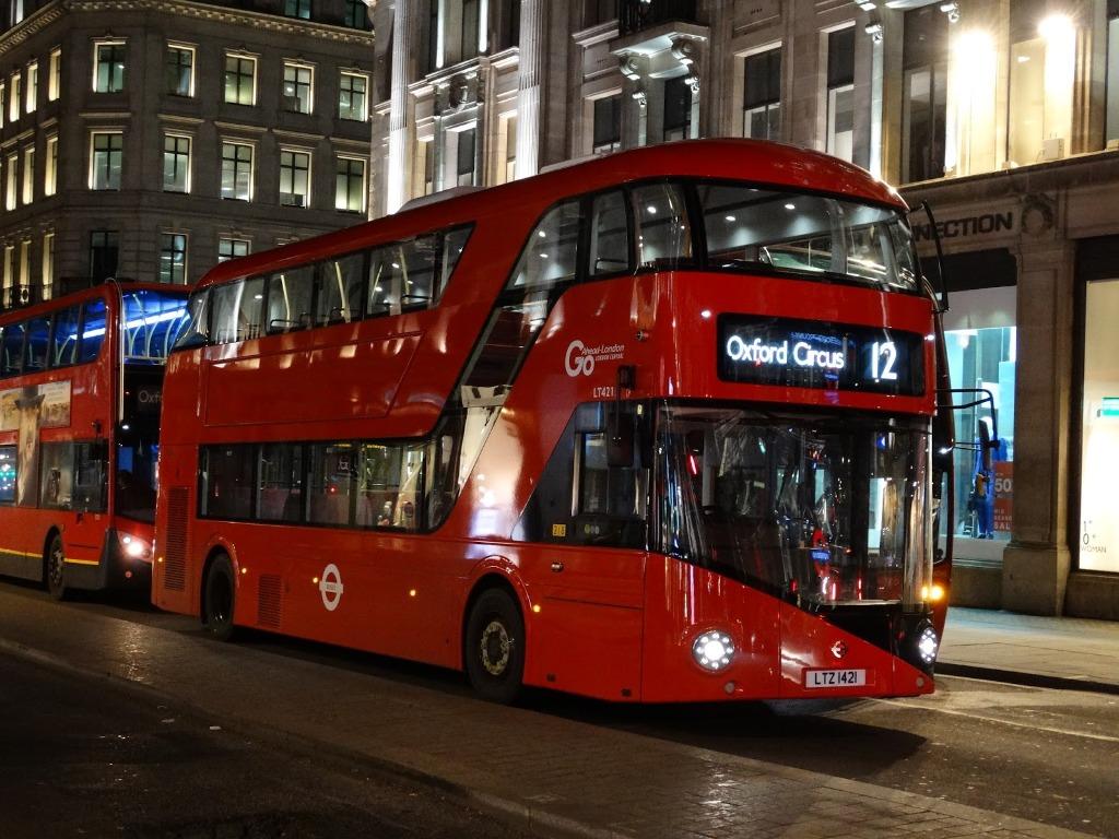 New London Bus (New RouteMaster Bus) Diecast Model Vehicle, Hobbies ...