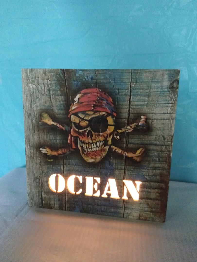 OCEAN PIRATES Wall Mount / Table Display With Light From US ( Brand New ...