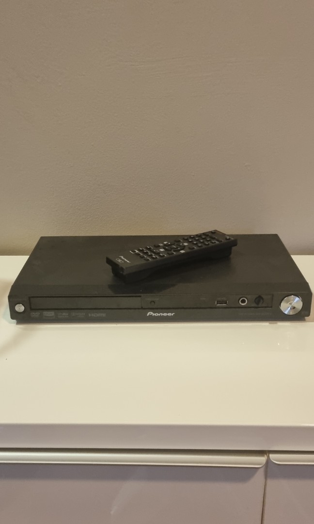 Panasonic dvd player DV-220KV, TV & Home Appliances, TV & Entertainment ...
