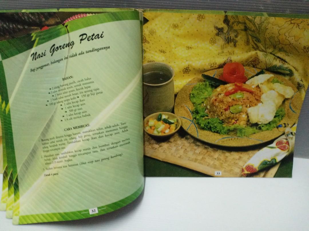 Sajian Nasi Lengkap tradisional Indonesia, Buku & Alat Tulis, Buku di ...