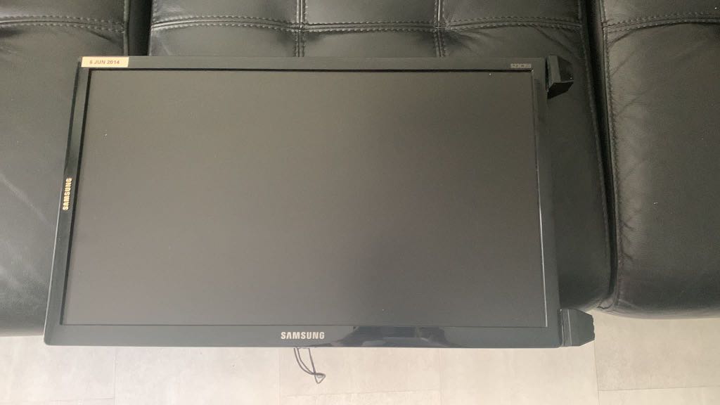 Samsung 23 inch monitor screen, Computers & Tech, Parts & Accessories ...