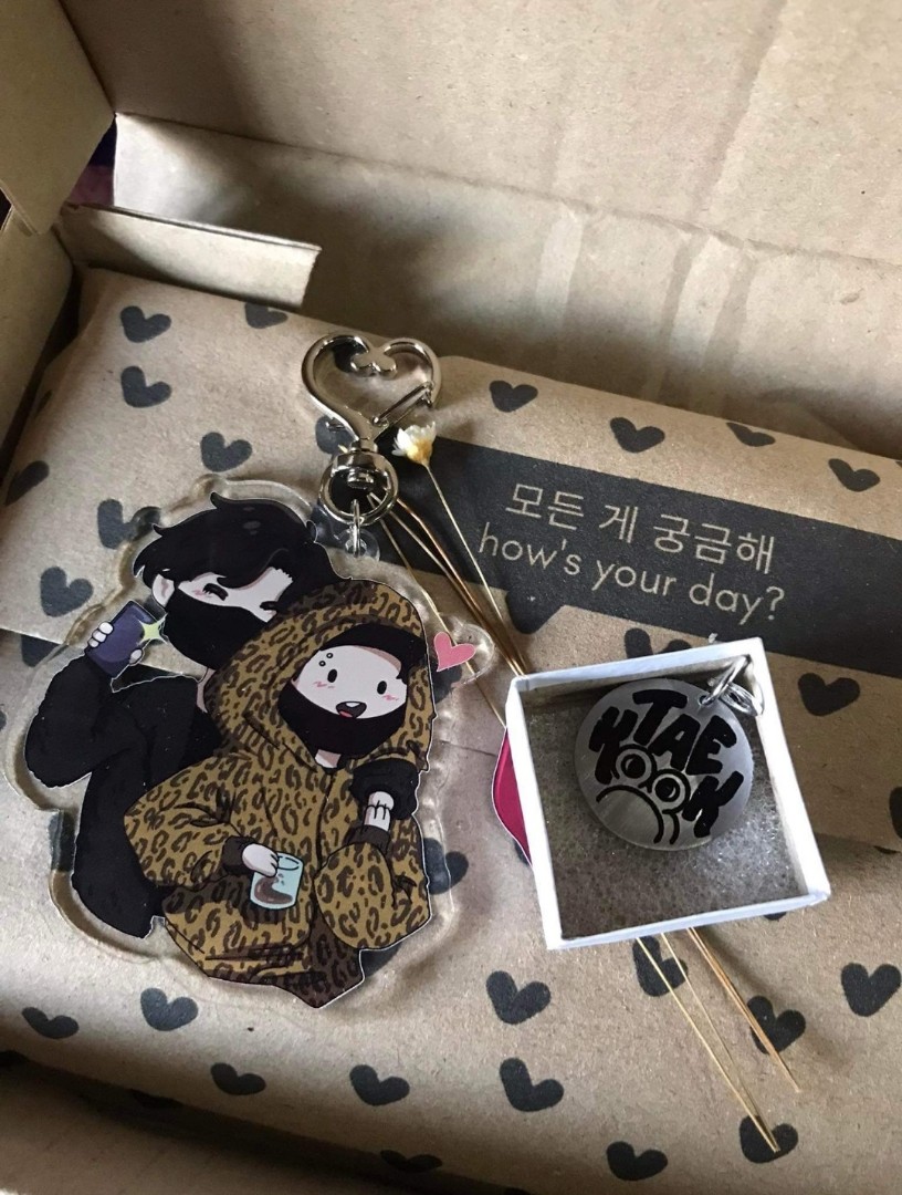 Taekook Taehyung Jungkook (HS Concert) Keychain, Hobbies & Toys ...