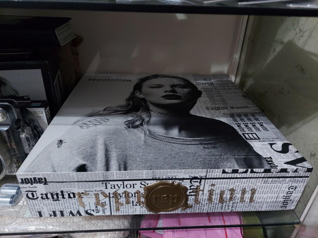 Taylor Swift Reputation VIP Box, Hobbies & Toys, Memorabilia ...