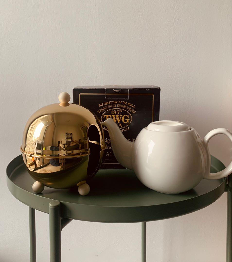 Brad new TWG teapot 900ml in gold, Furniture & Home Living, Kitchenware ...
