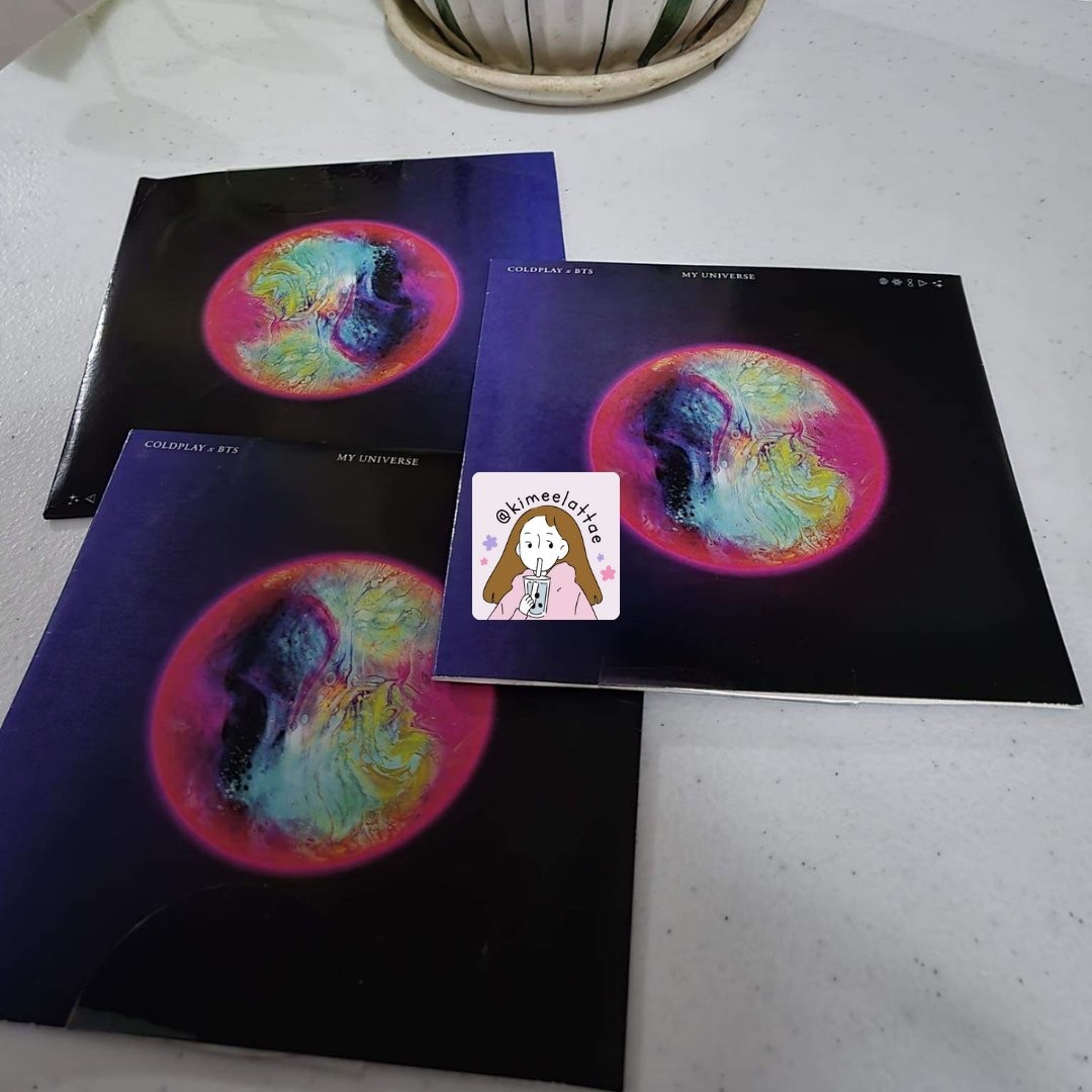 Coldplay x BTS My Universe CD Epiphane Version, Hobbies & Toys ...