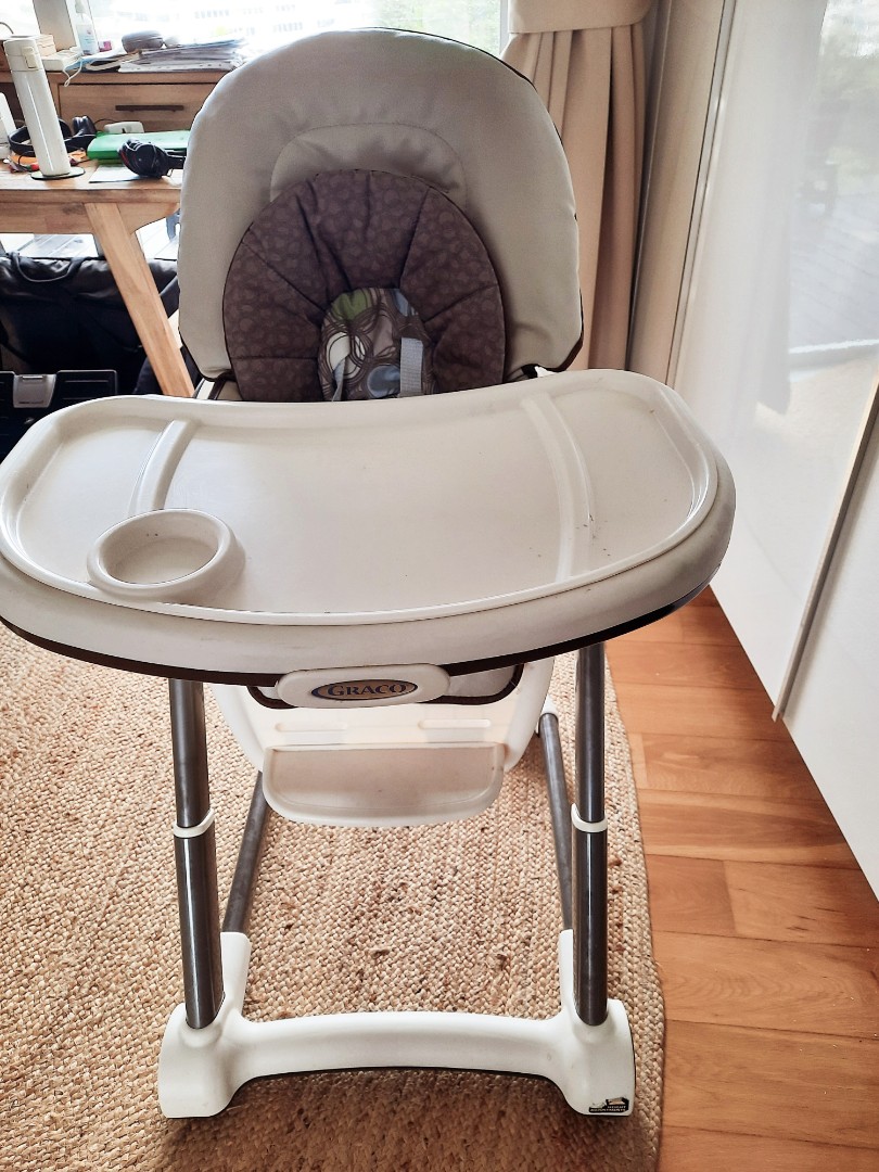 Graco 6-in-1 convertible high chair, Babies & Kids, Nursing & Feeding ...