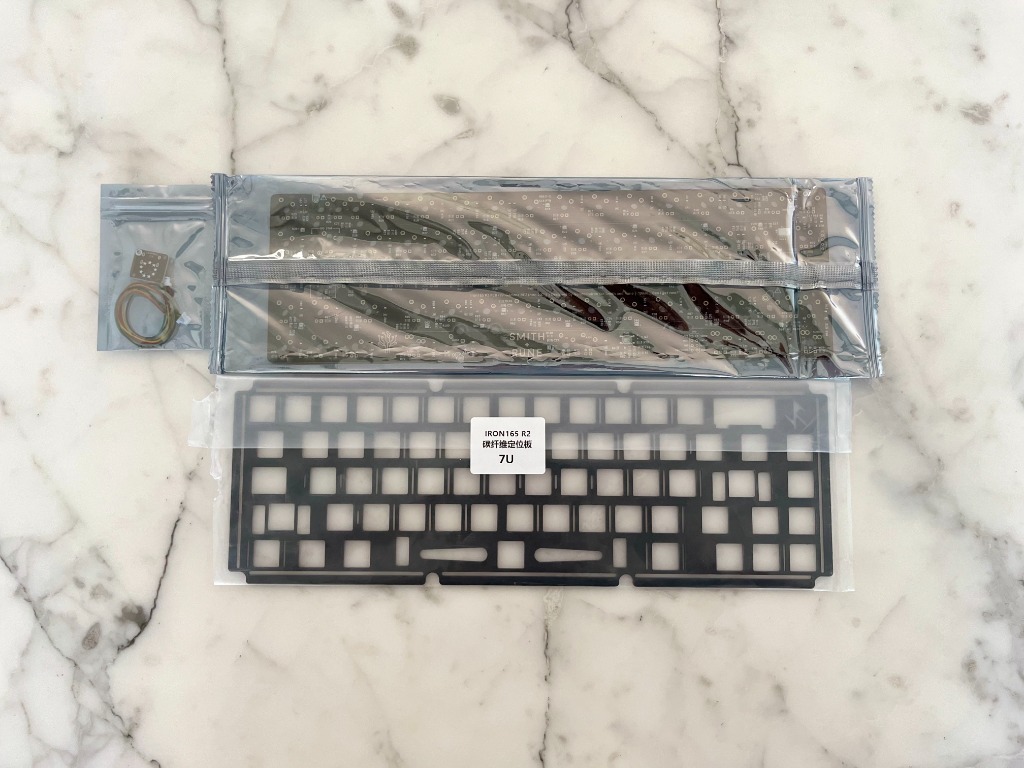 IRON165 R2 Addons Solderable PCB + Forged Carbon Plate 7u, Computers & Tech, Parts & Accessories ...