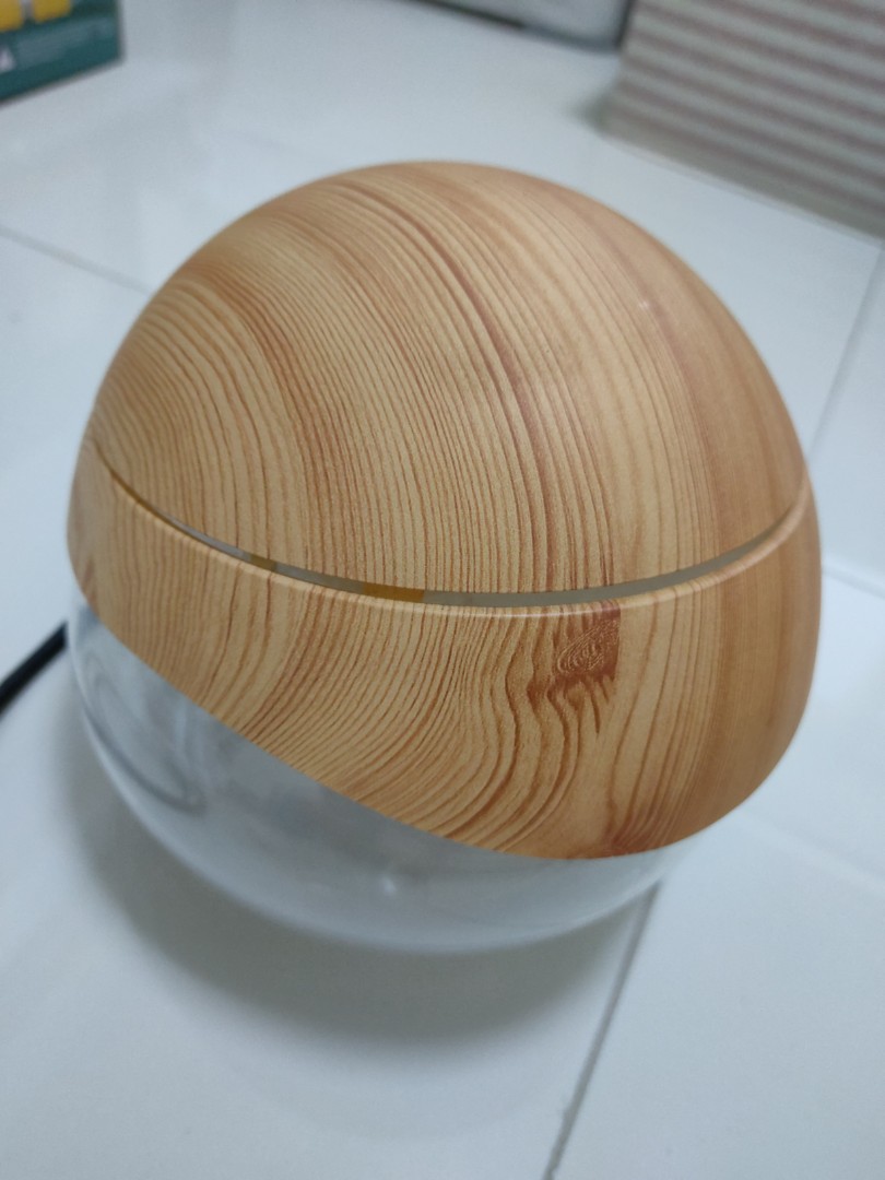 Leaf design water Diffuser, Furniture & Home Living, Home Fragrance on ...