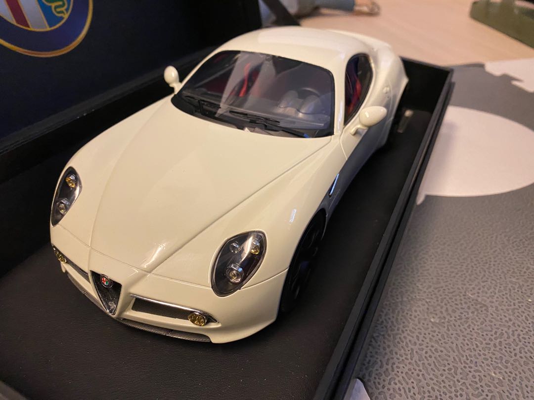 MR collection 1:18 Alfa Romeo 8C Competizione model, 興趣及遊戲, 玩具 & 遊戲類 ...