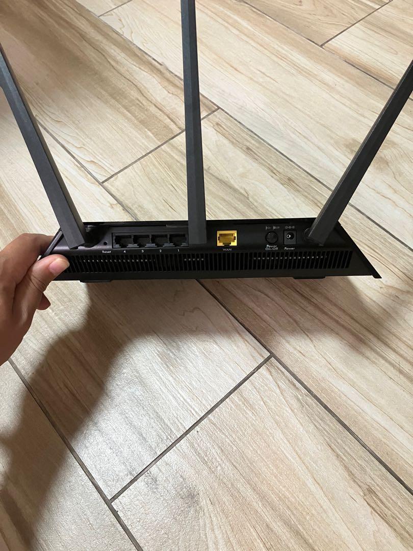 Netgear Router - Nighthawk R6700v2, Computers & Tech, Parts ...