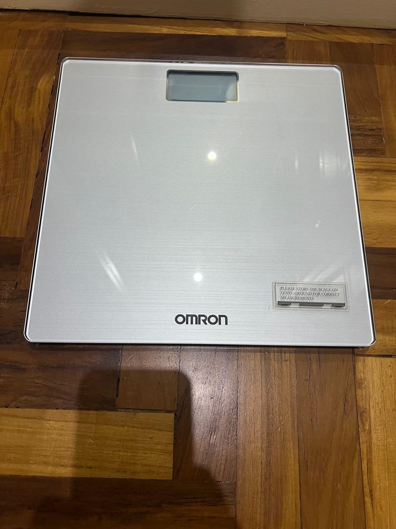 Omron Digital Weighing Scale, Health & Nutrition, Health Monitors ...