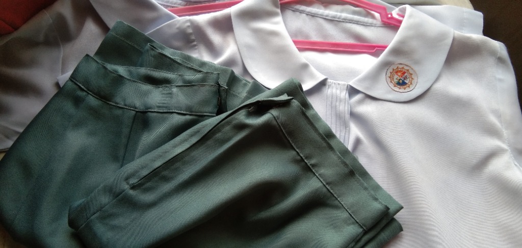 PLM UNIFORM, Women's Fashion, Activewear on Carousell