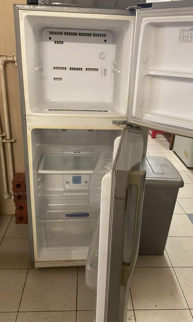 Preowned fridge, TV & Home Appliances, Kitchen Appliances ...