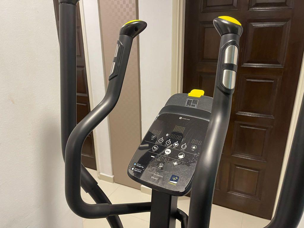 Smart cross trainer, Sports Equipment, Exercise & Fitness, Cardio ...