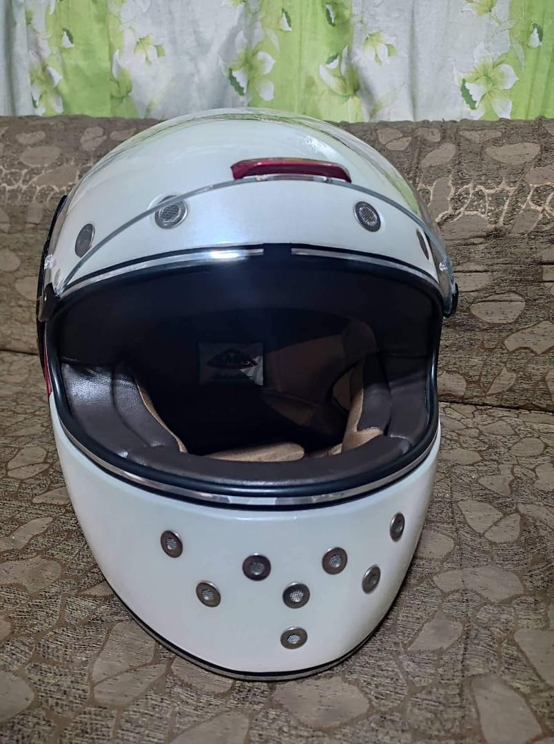 SMK El dorado Classic Helmet on Carousell