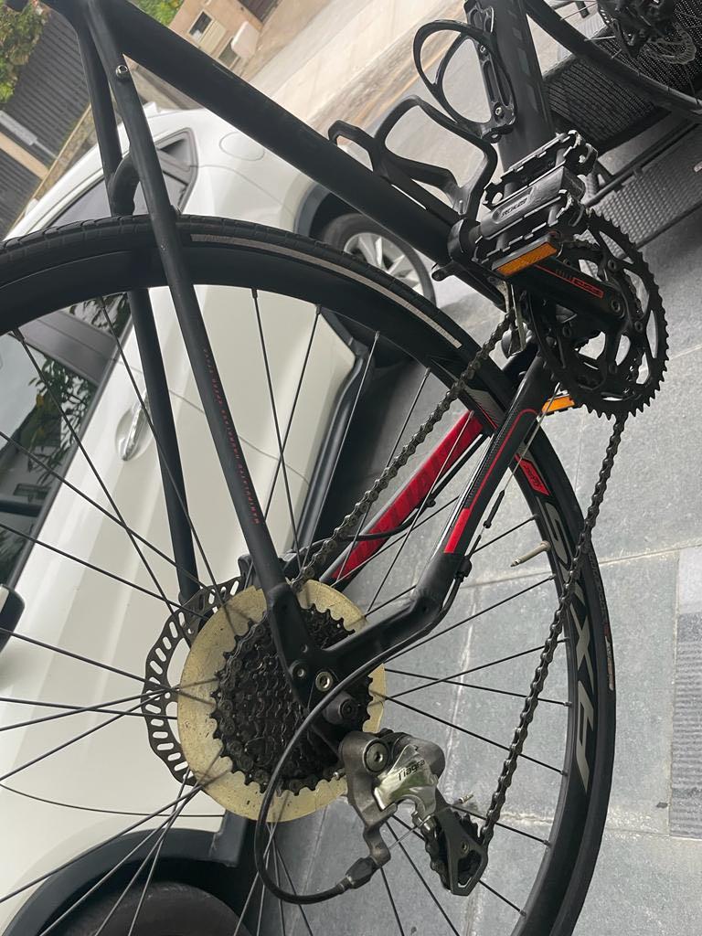 Specialized Sirius Elite (Size L), Sports Equipment, Bicycles & Parts ...