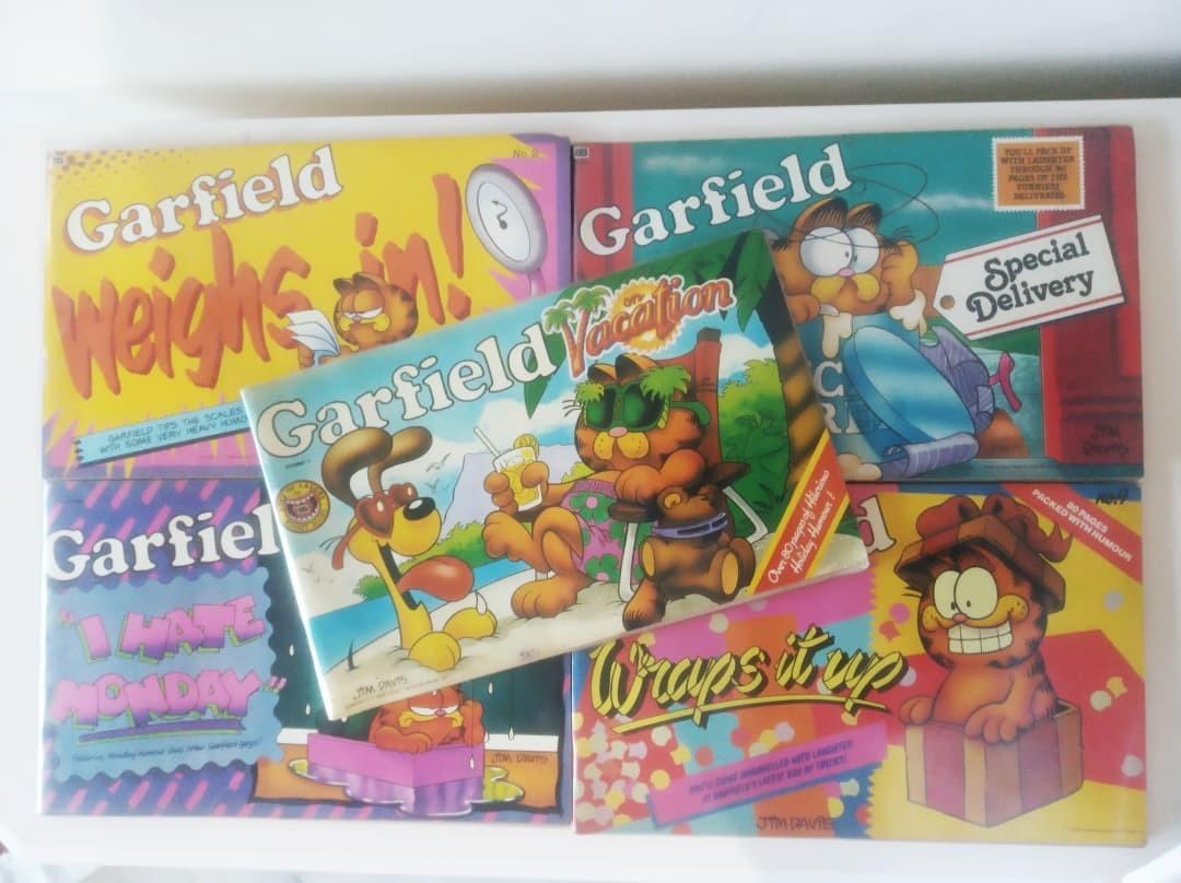 Vintage Garfield Comic Strips (1984-1986), set of 5, Buku & Alat Tulis ...