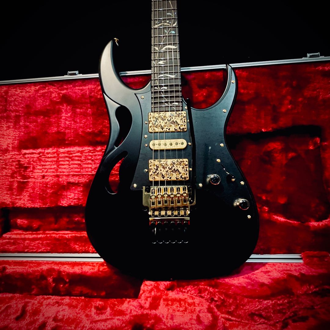 WTT Ibanez Pia 3761, Hobbies & Toys, Music & Media, Musical Instruments ...