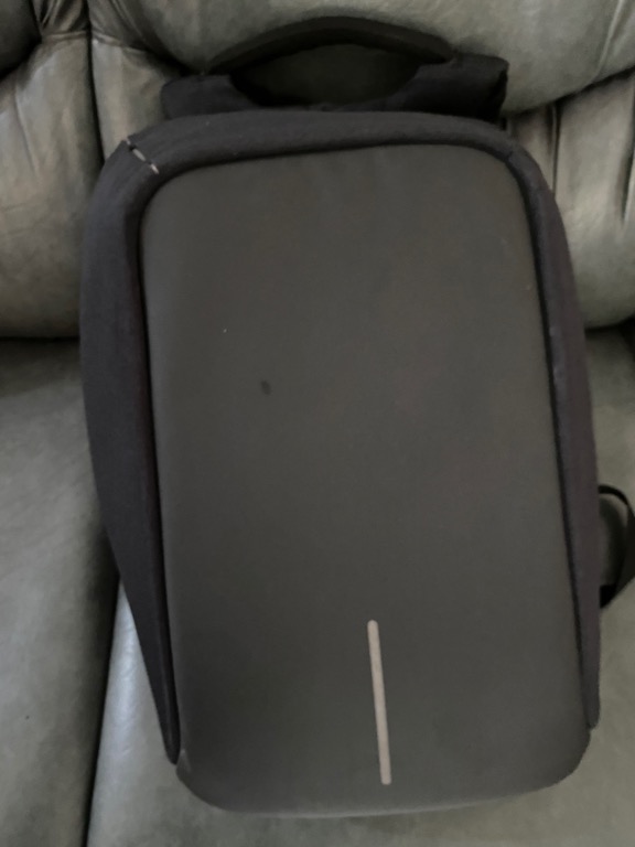 XDESIGN BOBBY ANTI-THEFT BACKPACK (BLACK), Men's Fashion, Bags ...