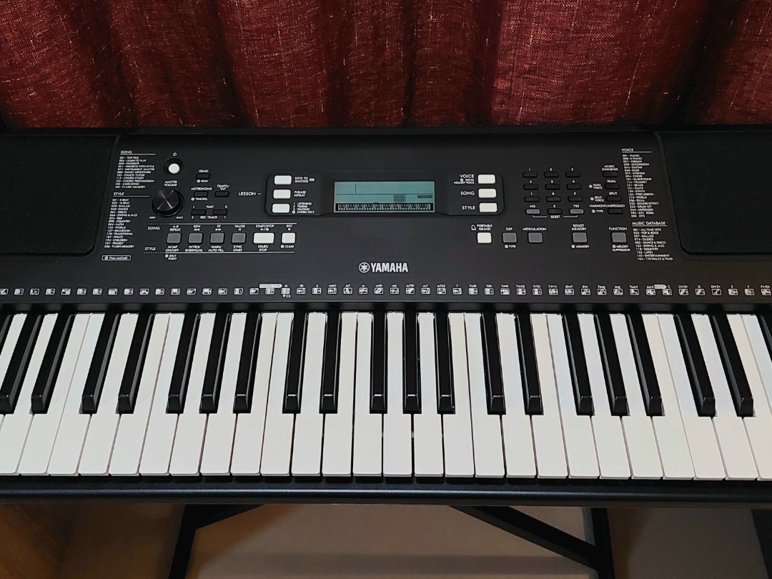YAMAHA PSR-E373, Hobbies & Toys, Music & Media, Musical Instruments on ...