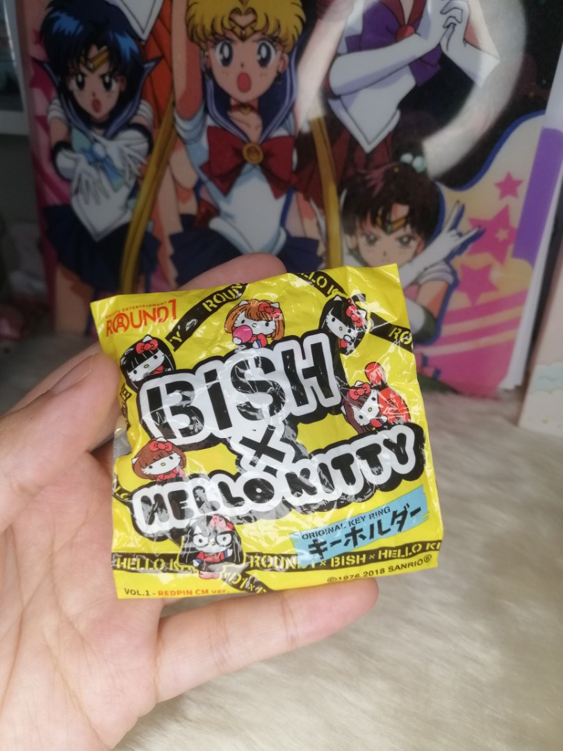 Bish X hello kitty round 1 keychain, Hobbies & Toys, Toys & Games on ...