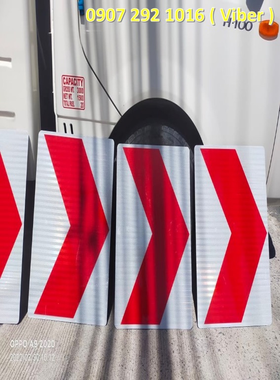 Chevron signage supplier 6, Commercial & Industrial, Construction ...