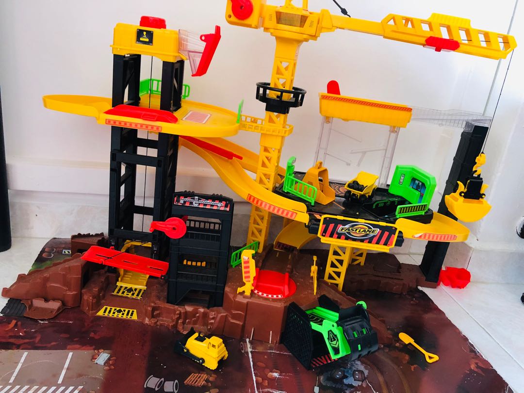 Construction site play, Hobbies & Toys, Toys & Games on Carousell