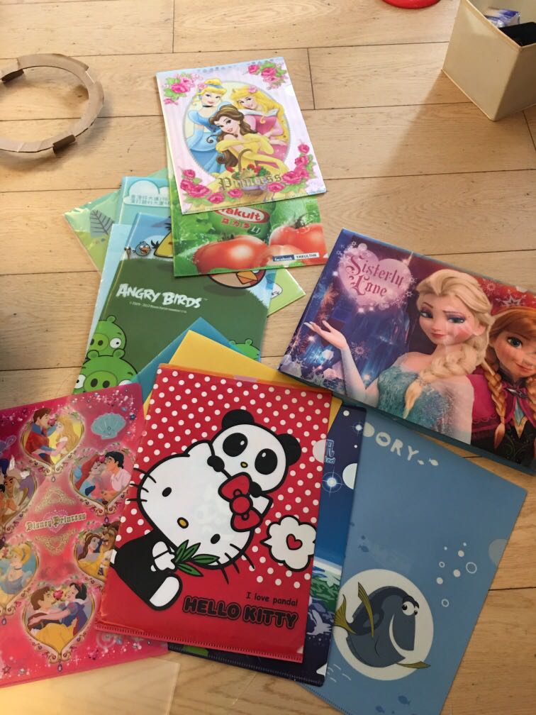 disney plastic folders, 興趣及遊戲, 手作＆自家設計, 文具 - Carousell