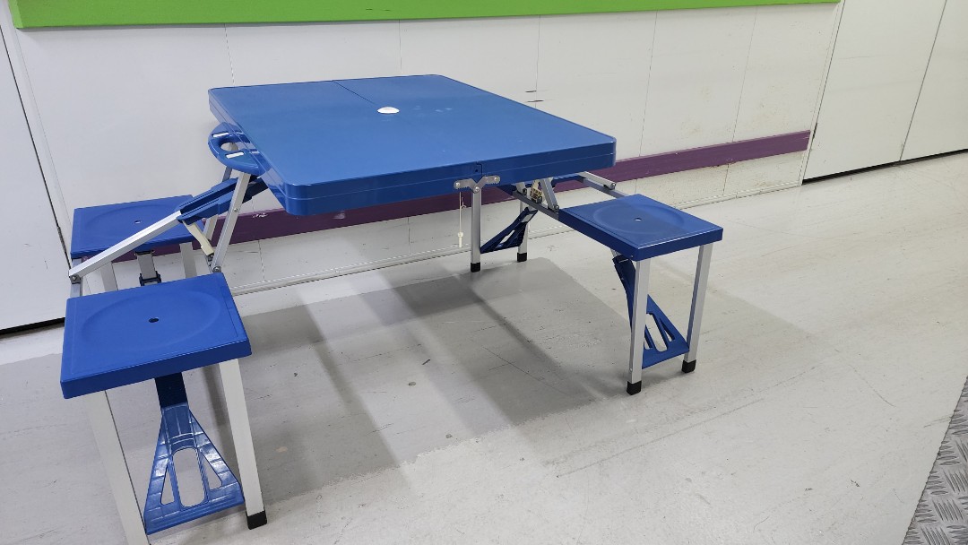 Foldable Panic Table with Seating for 4, Furniture & Home Living ...