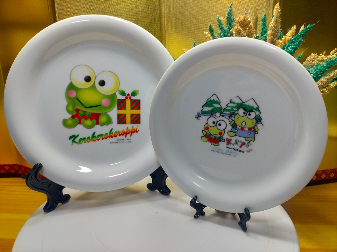 Kerokeroppi pasta and cake plate set, Furniture & Home Living ...