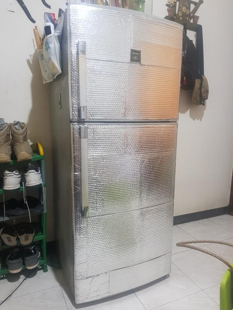 Kulkas 2 pintu Sharp Deodorizer, Kitchen & Appliances di Carousell