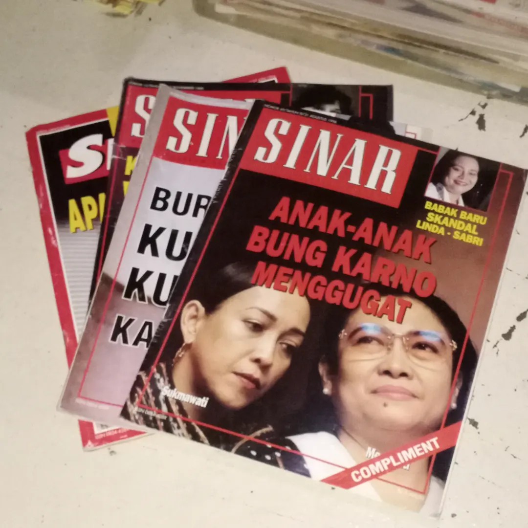 Majalah Sinar Tahun 90an, Buku & Alat Tulis, Majalah & Lainnya di Carousell