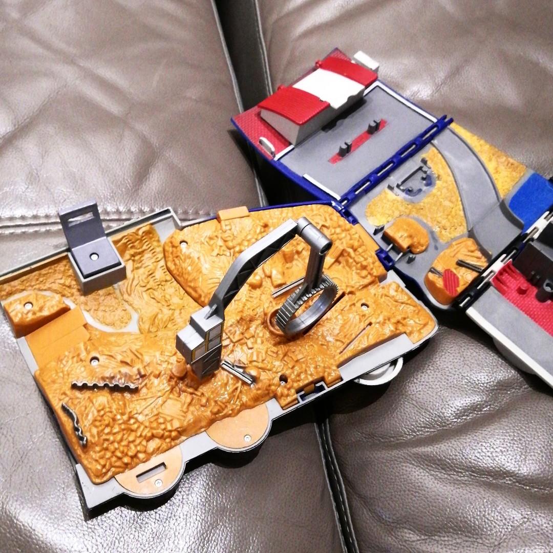 Micro Machines Vintage Super Stunt Truck City Foldable Fold over ...