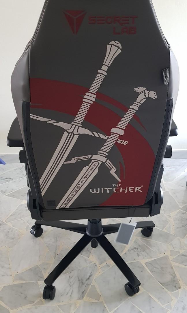 Secret Lab Limited Edition The Witcher Titan Evo 2022/23, Computers ...
