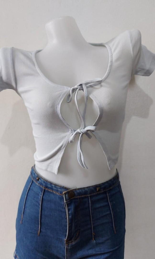 Sexy crotop, Women's Fashion, Tops, Blouses on Carousell