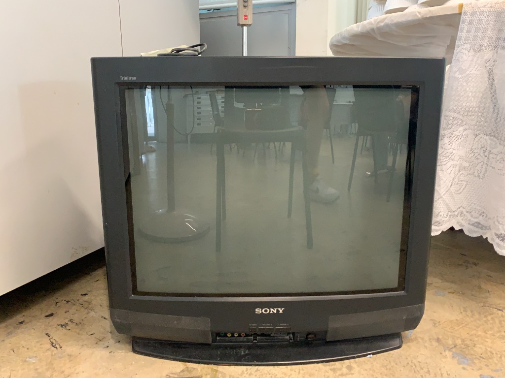 VINTAGE SONY Trinitron Colour TV - OPEN TO NEGO, TV & Home Appliances ...
