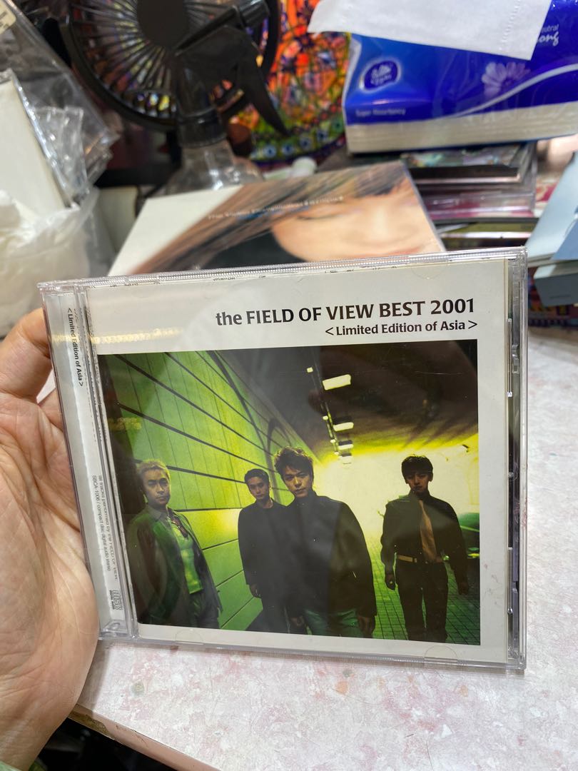 The field of view best 2001 CD, 興趣及遊戲, 音樂樂器 & 配件, 音樂與媒體 - CD 及 DVD ...