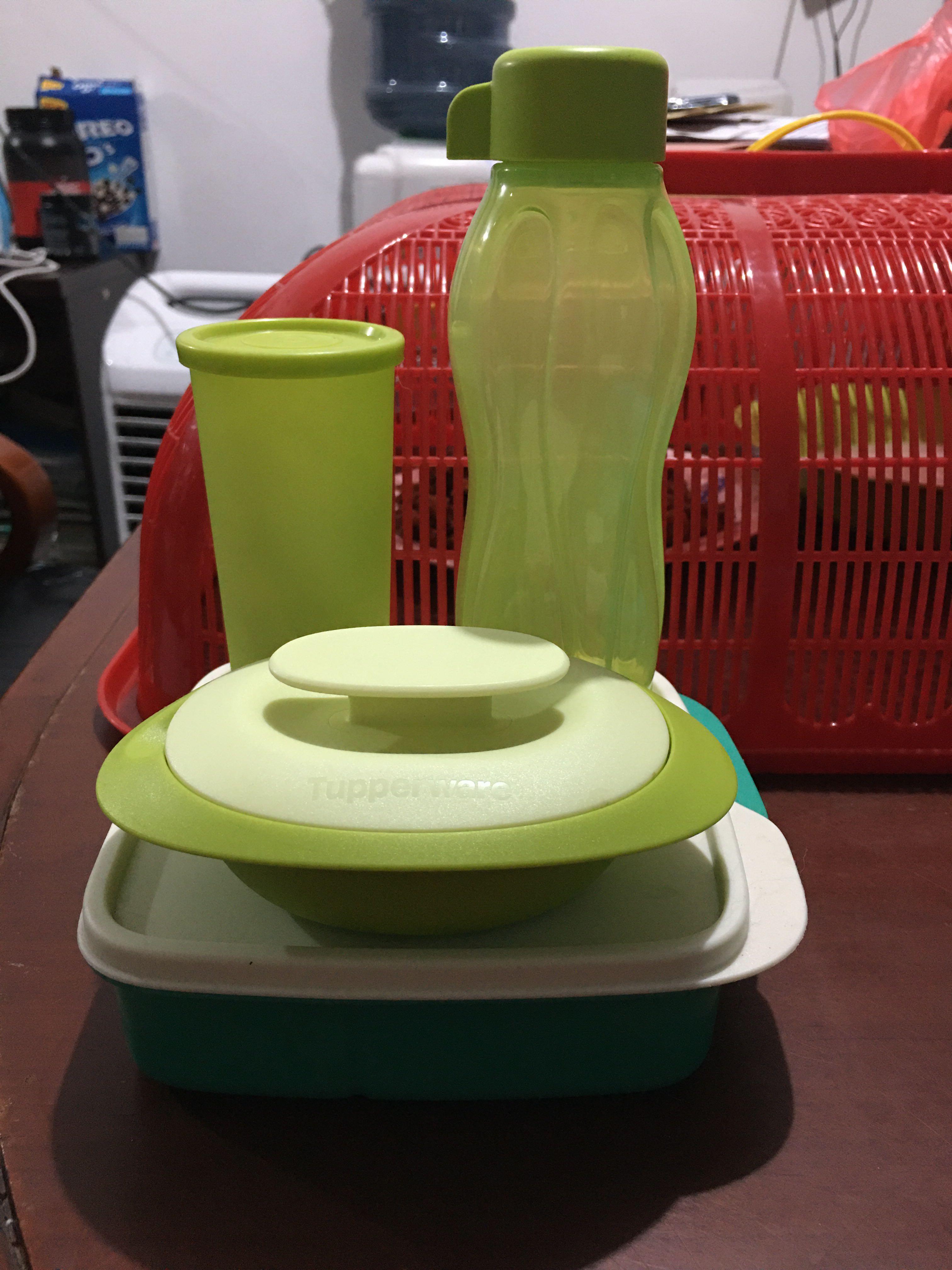 Tupperware Set hijau, Kitchen & Appliances di Carousell