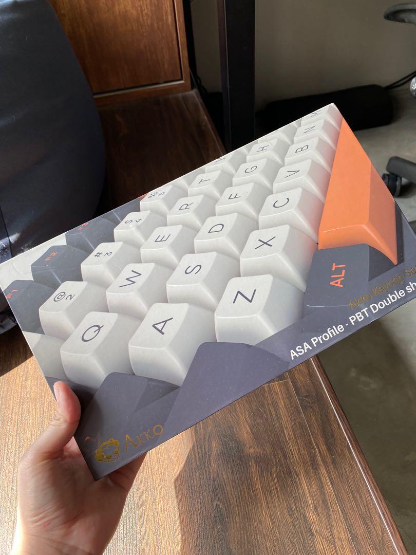 Akko Carbon Retro Keycaps, Computers & Tech, Parts & Accessories ...